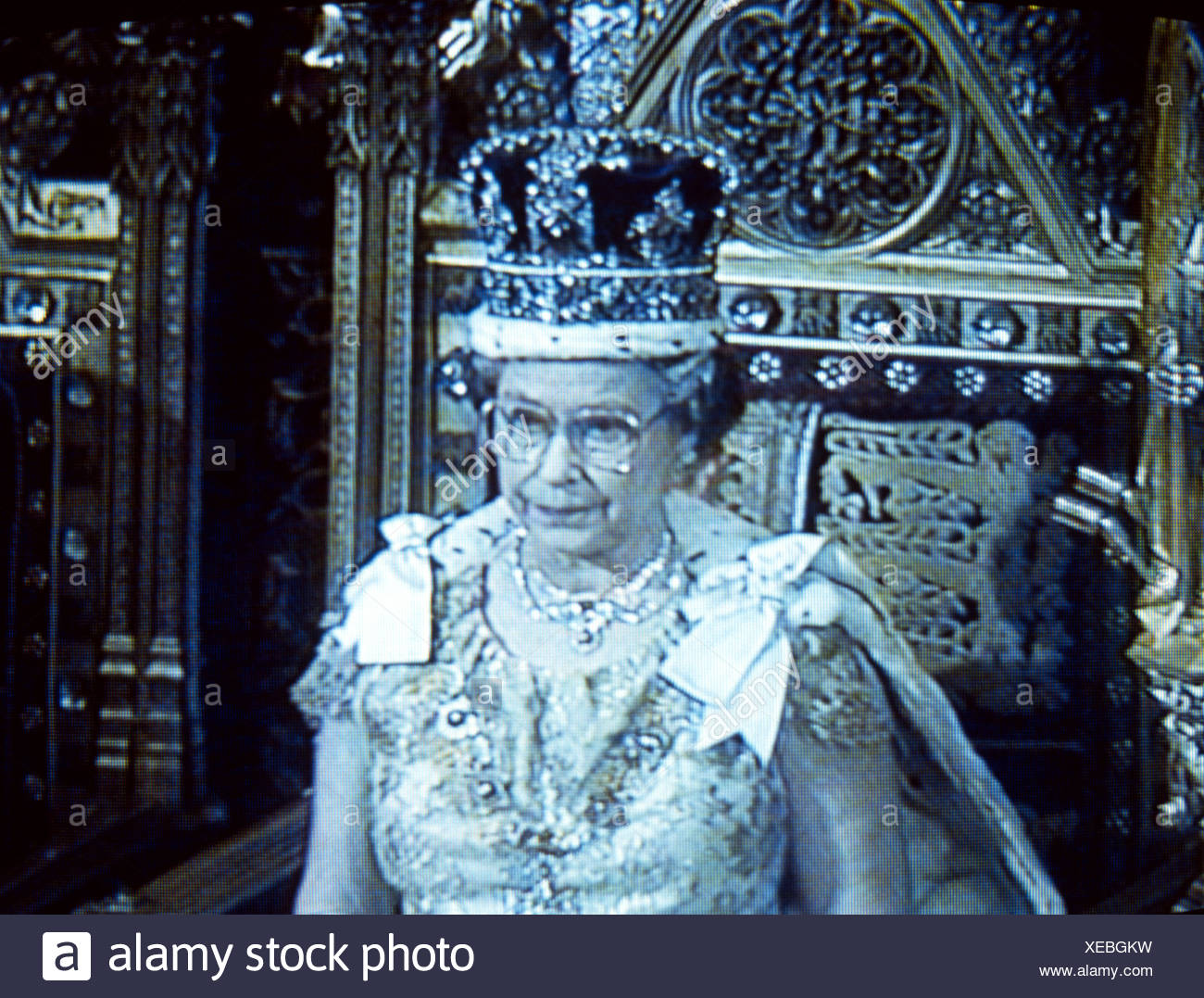 Queen Elizabeth Opening Parliament Stock Photos & Queen Elizabeth ...