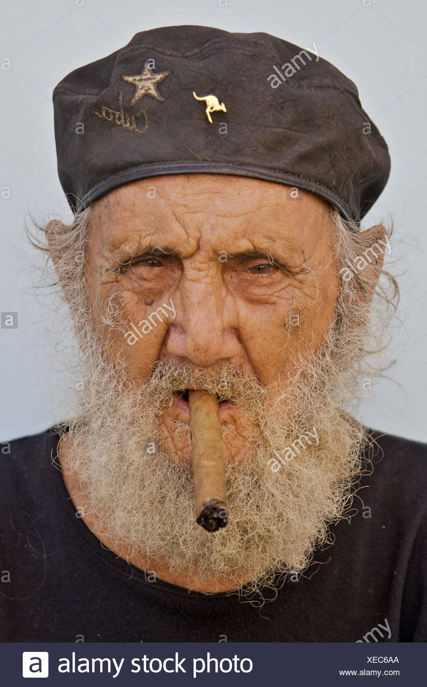 Man Wearing Beret High Resolution Stock Photography and Images - Alamy