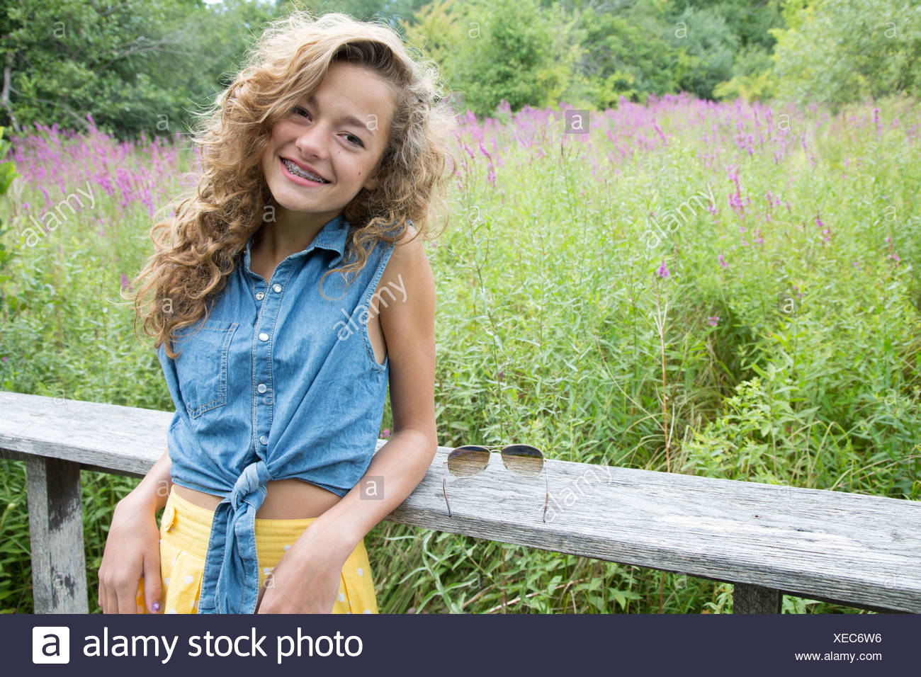 White Wooden Fence High Resolution Stock Photography and Images - Alamy