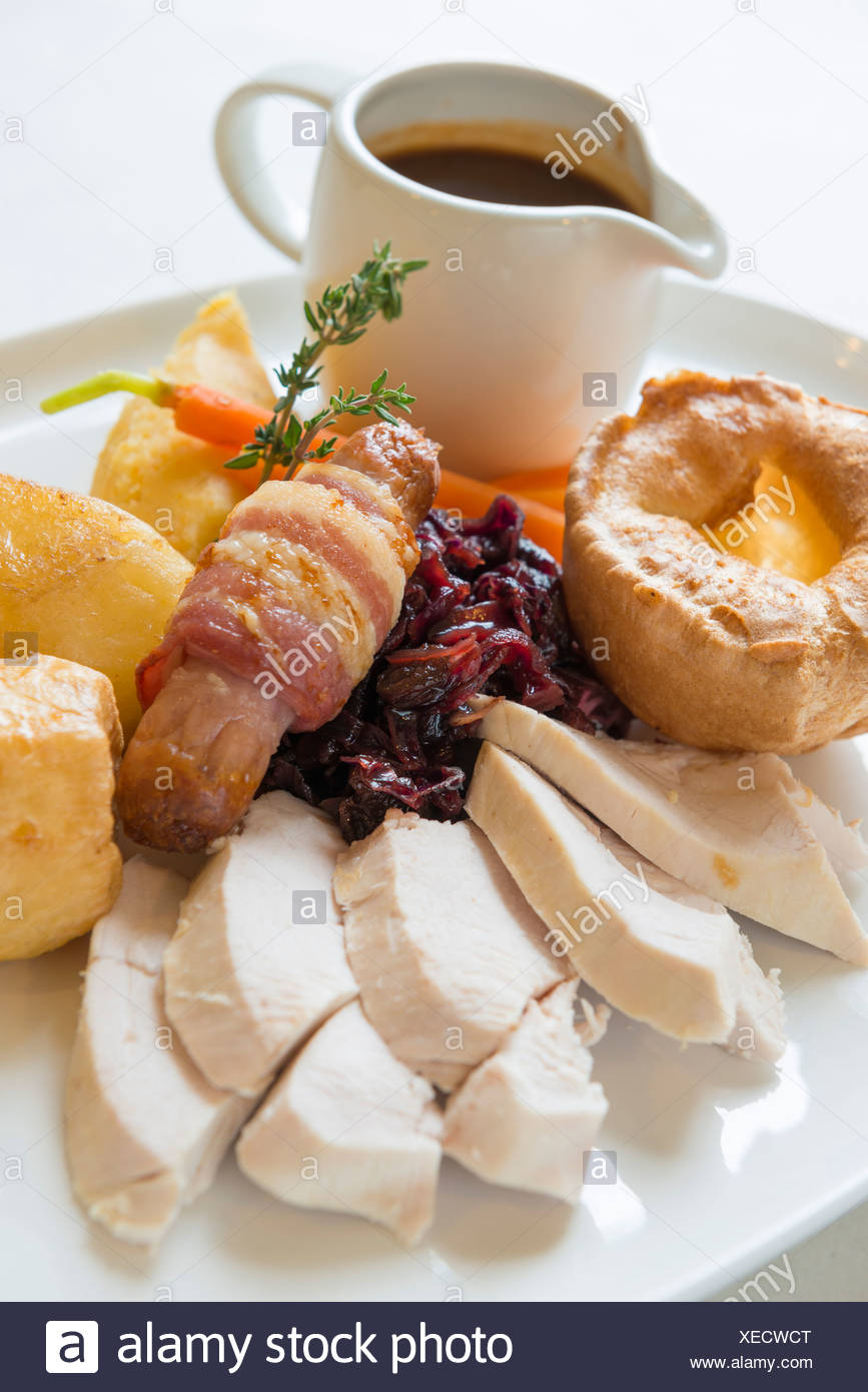Sunday Lunch Stock Photos & Sunday Lunch Stock Images - Alamy