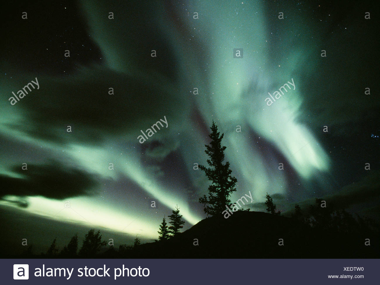 Mackenzie Mountains Stock Photos & Mackenzie Mountains Stock Images - Alamy