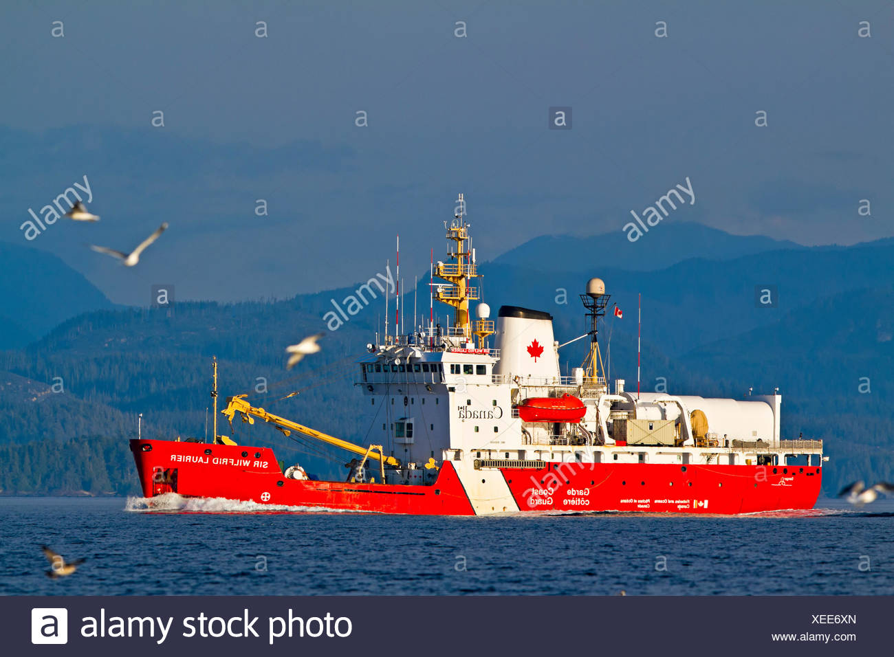 Queen Charlotte Strait High Resolution Stock Photography and Images - Alamy