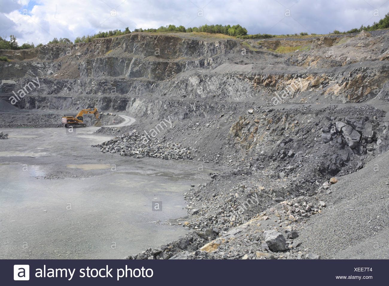 Roadstone Quarry Stock Photos & Roadstone Quarry Stock Images - Alamy