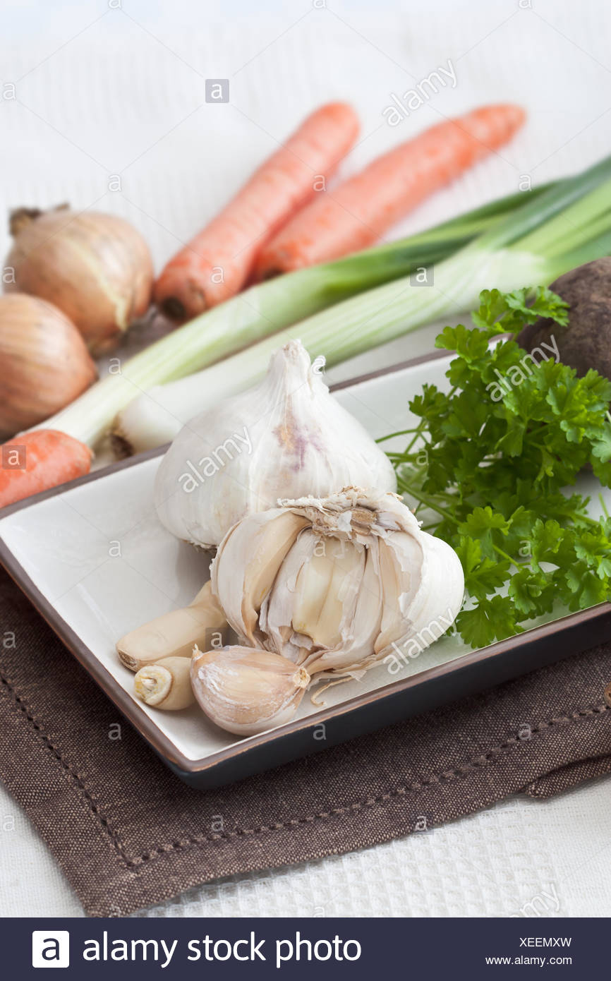 Garlic Roots High Resolution Stock Photography and Images - Alamy