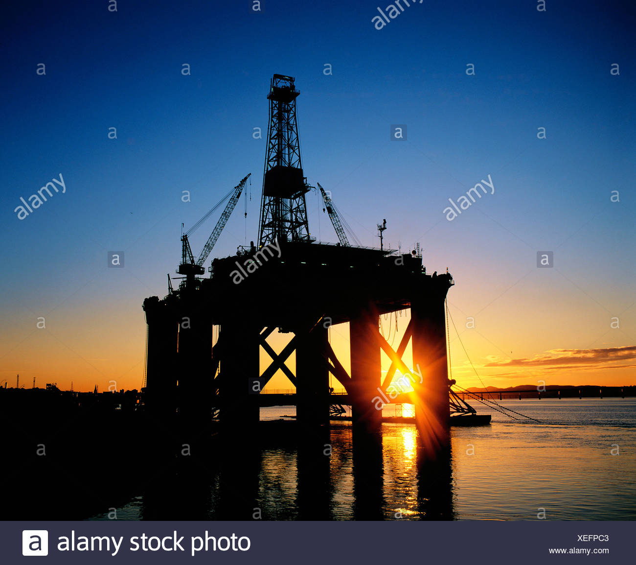 Semisubmersible Rig High Resolution Stock Photography and Images - Alamy