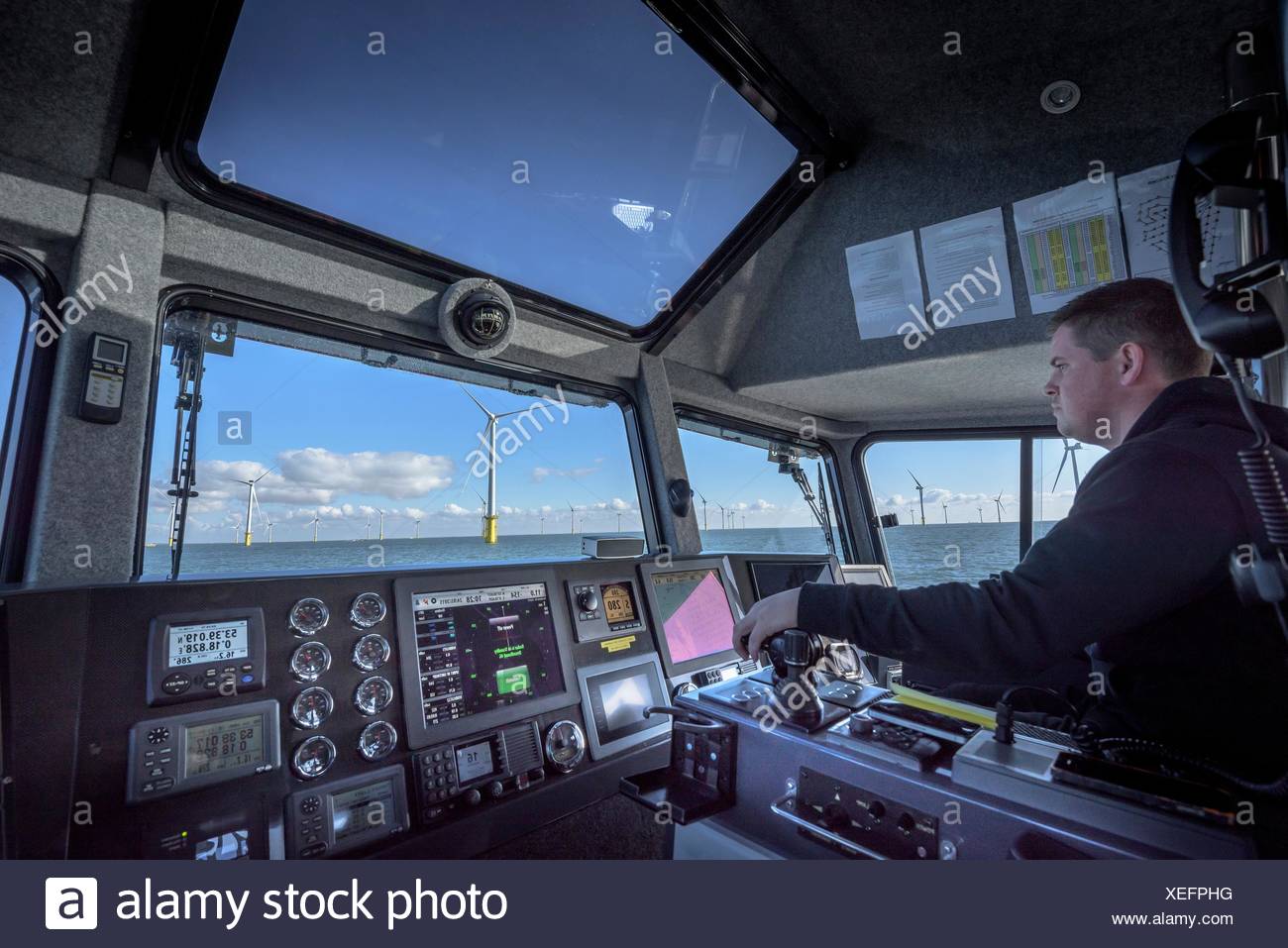 Offshore Structures High Resolution Stock Photography and Images - Alamy