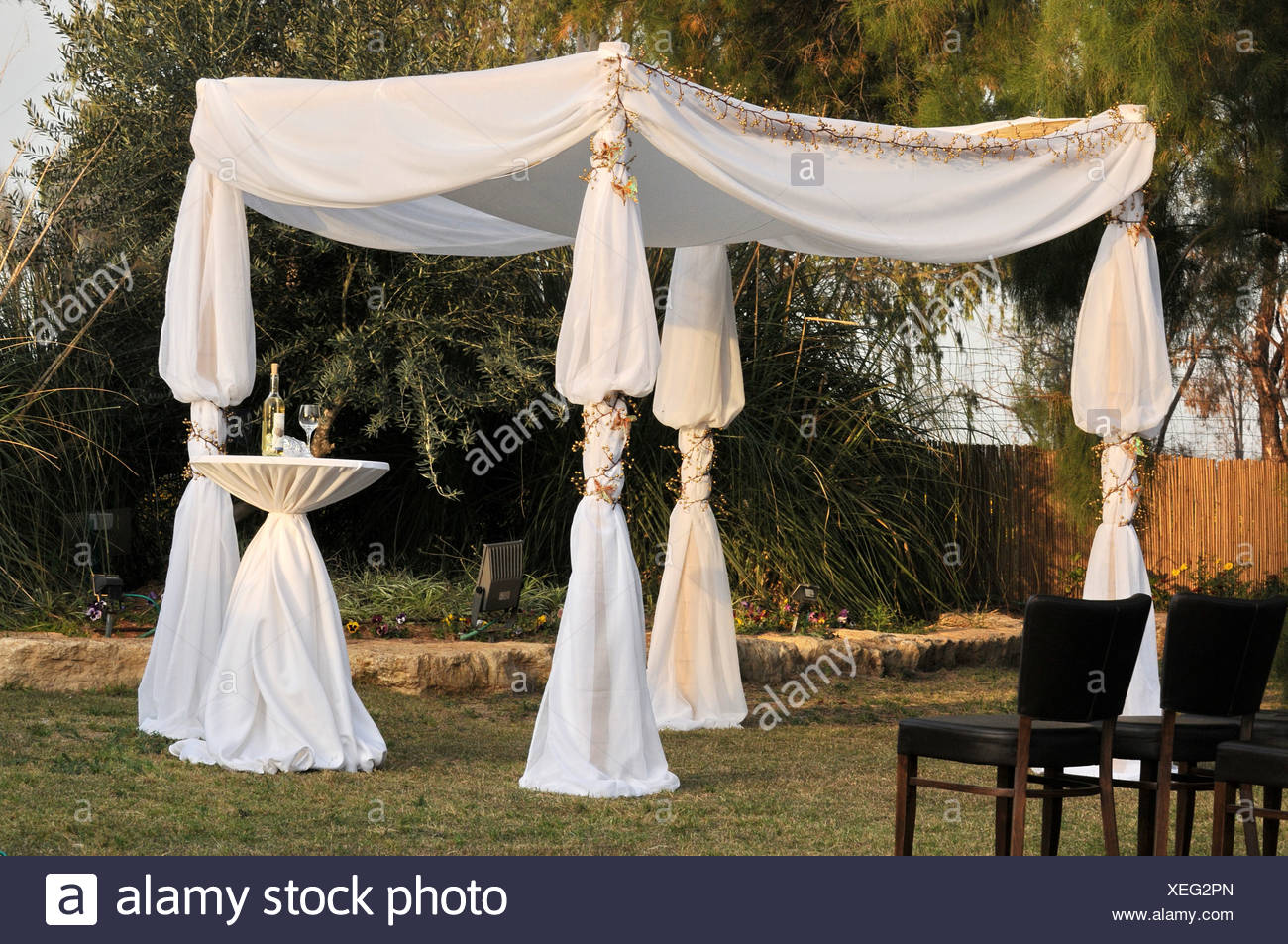 Jewish Wedding Canopy High Resolution Stock Photography and Images - Alamy
