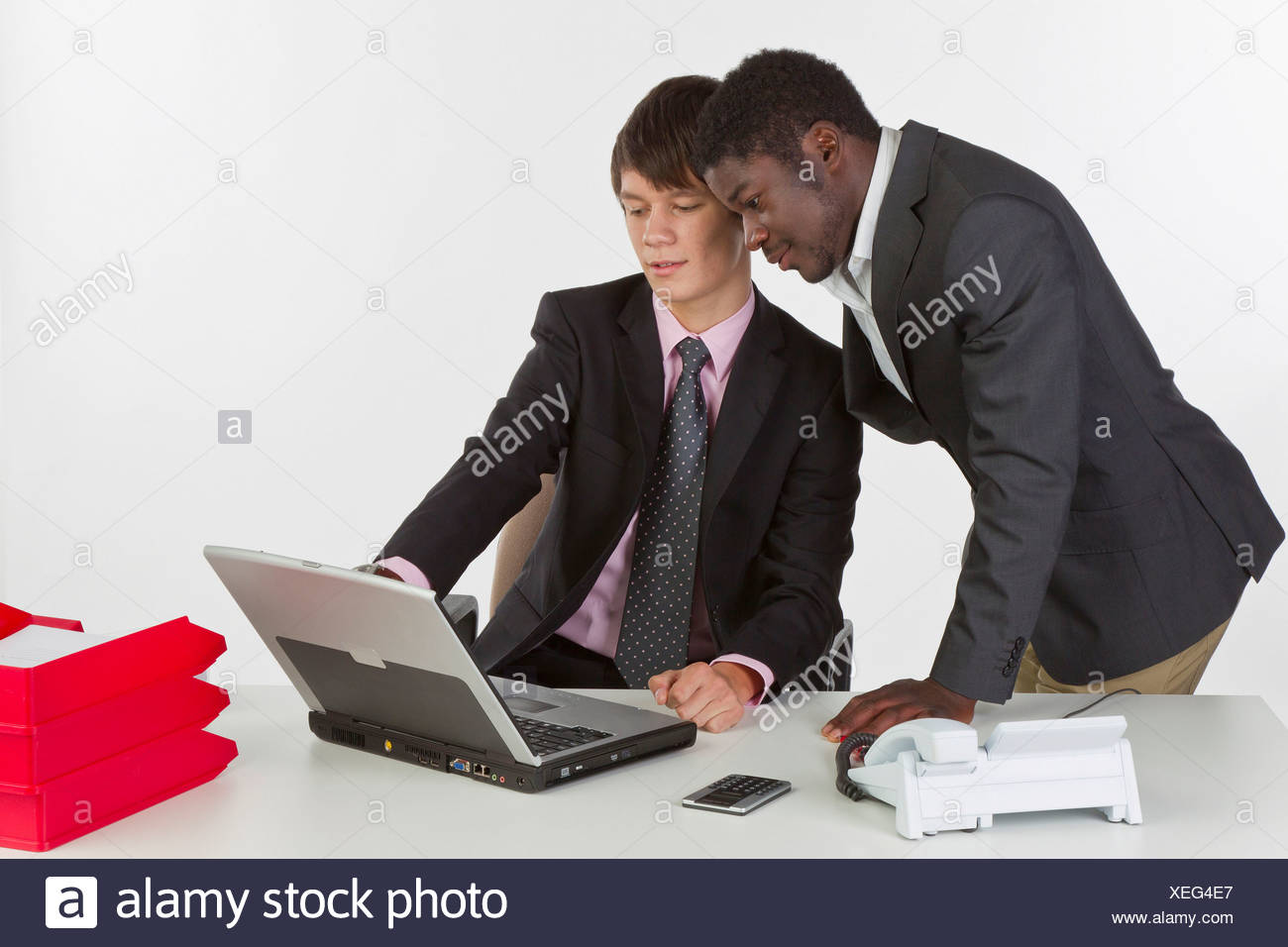 Different Races Together High Resolution Stock Photography and Images ...