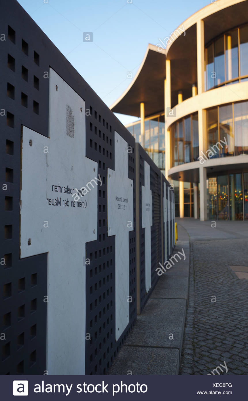 Mauertote High Resolution Stock Photography and Images - Alamy