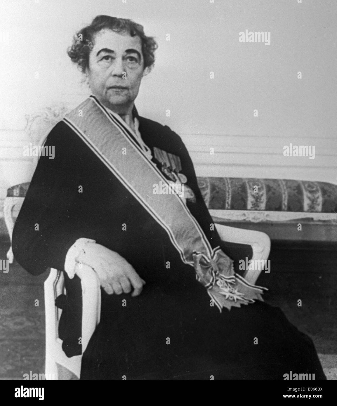 The first ever woman ambassador Alexandra Kollontai with the Norwegian ...