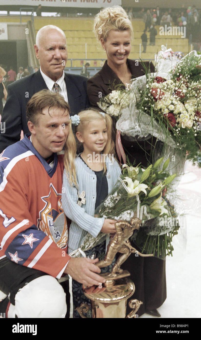 Hockey player Anatoly Fetisov left with his father second background ...