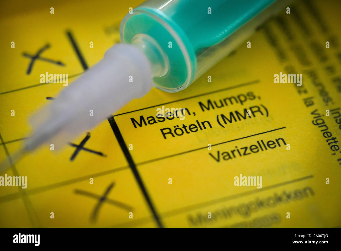 Impfausweis masern -Fotos und -Bildmaterial in hoher Auflösung – Alamy