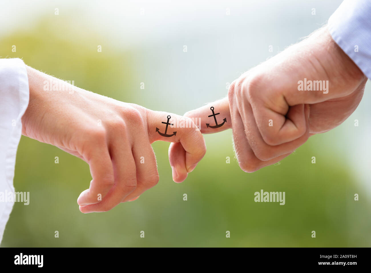 Forever tattoo -Fotos und -Bildmaterial in hoher Auflösung – Alamy