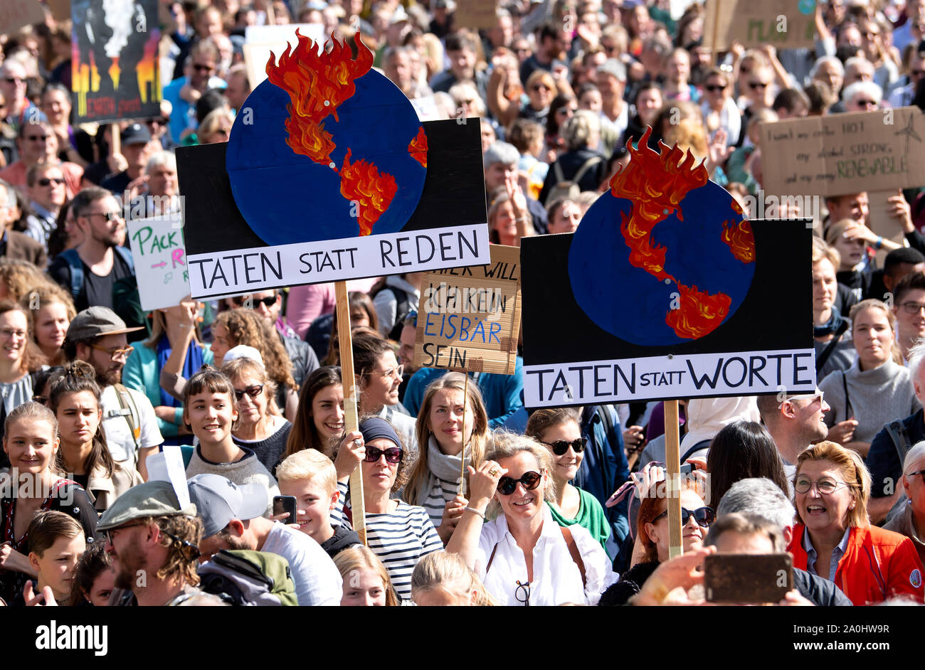 Taten statt wörter -Fotos und -Bildmaterial in hoher Auflösung – Alamy