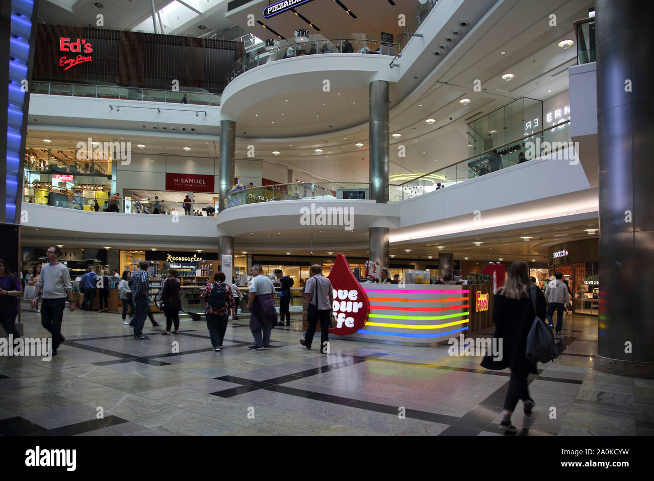 Shops westquay shopping centre southampton -Fotos und -Bildmaterial in ...