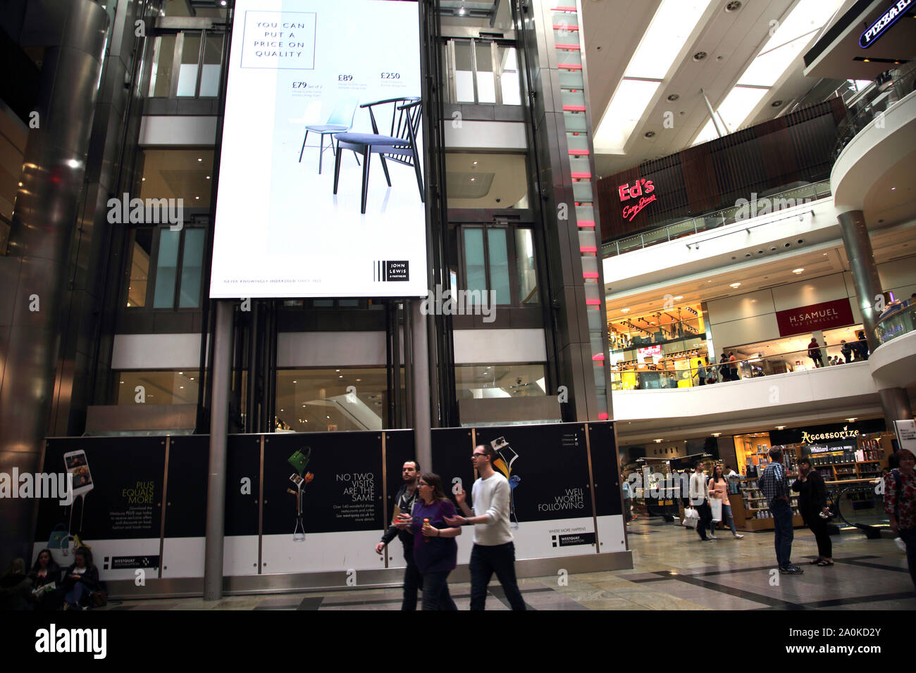 Shops Westquay Shopping Centre Southampton Stockfotos und -bilder ...