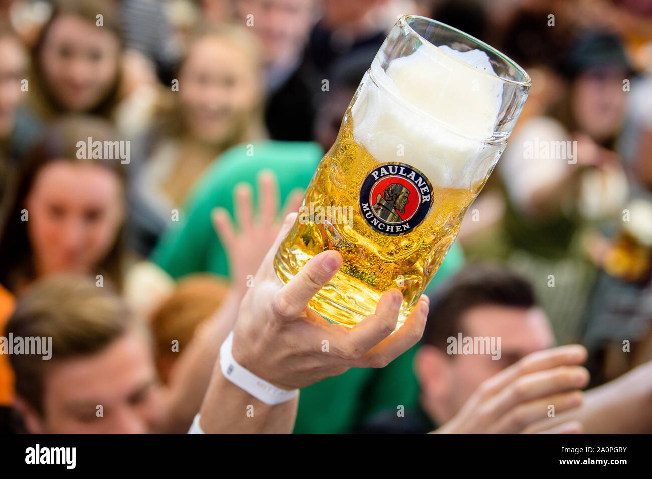 Oktoberfest Beer Tent Paulaner Stockfotos und -bilder Kaufen - Alamy
