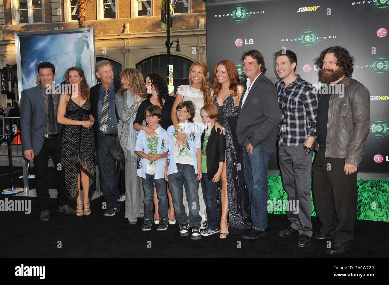 Blake lively and her family -Fotos und -Bildmaterial in hoher Auflösung ...