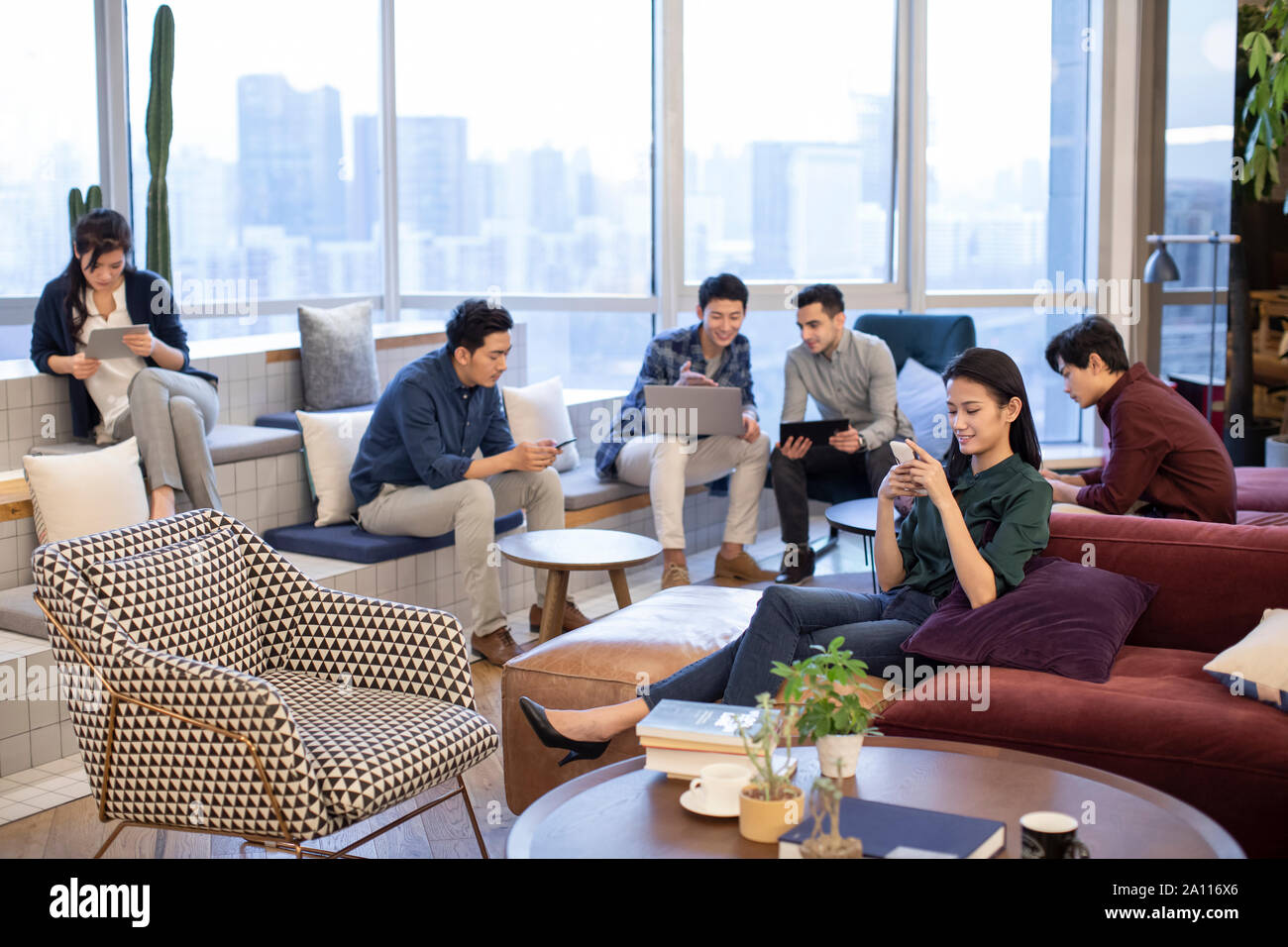 Zeit im ausland -Fotos und -Bildmaterial in hoher Auflösung – Alamy