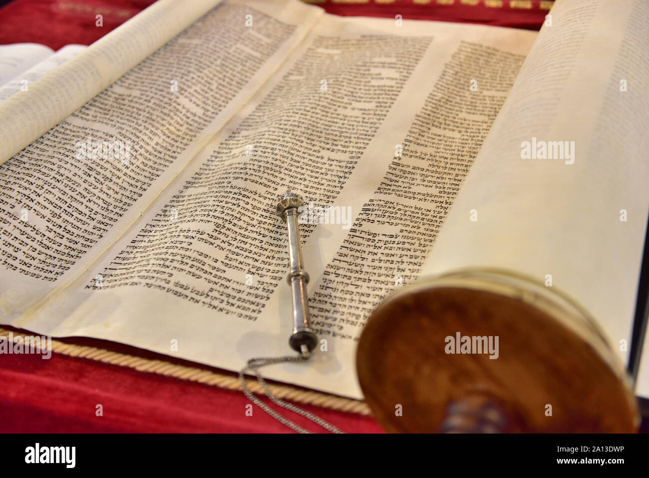 Torah synagogue -Fotos und -Bildmaterial in hoher Auflösung – Alamy