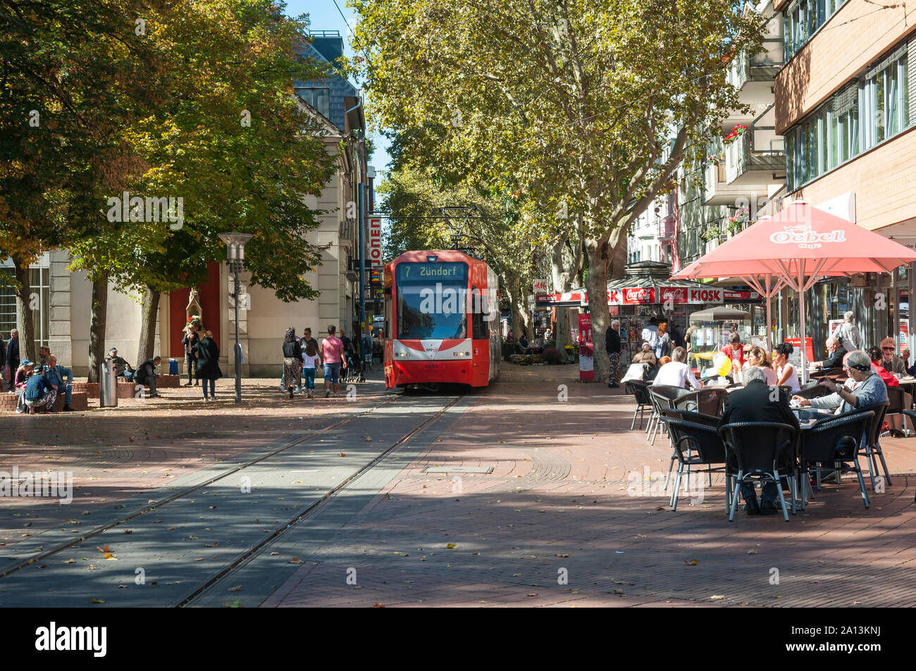 Pedestrianized zone -Fotos und -Bildmaterial in hoher Auflösung – Alamy