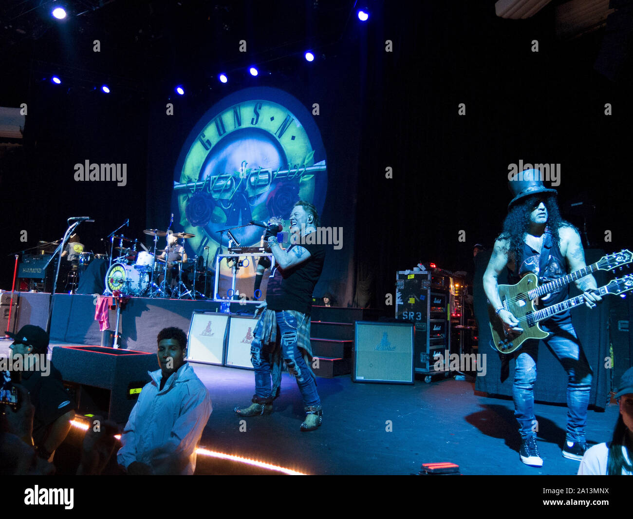 Axl Rose Guns Roses Perform Stockfotos und -bilder Kaufen - Alamy