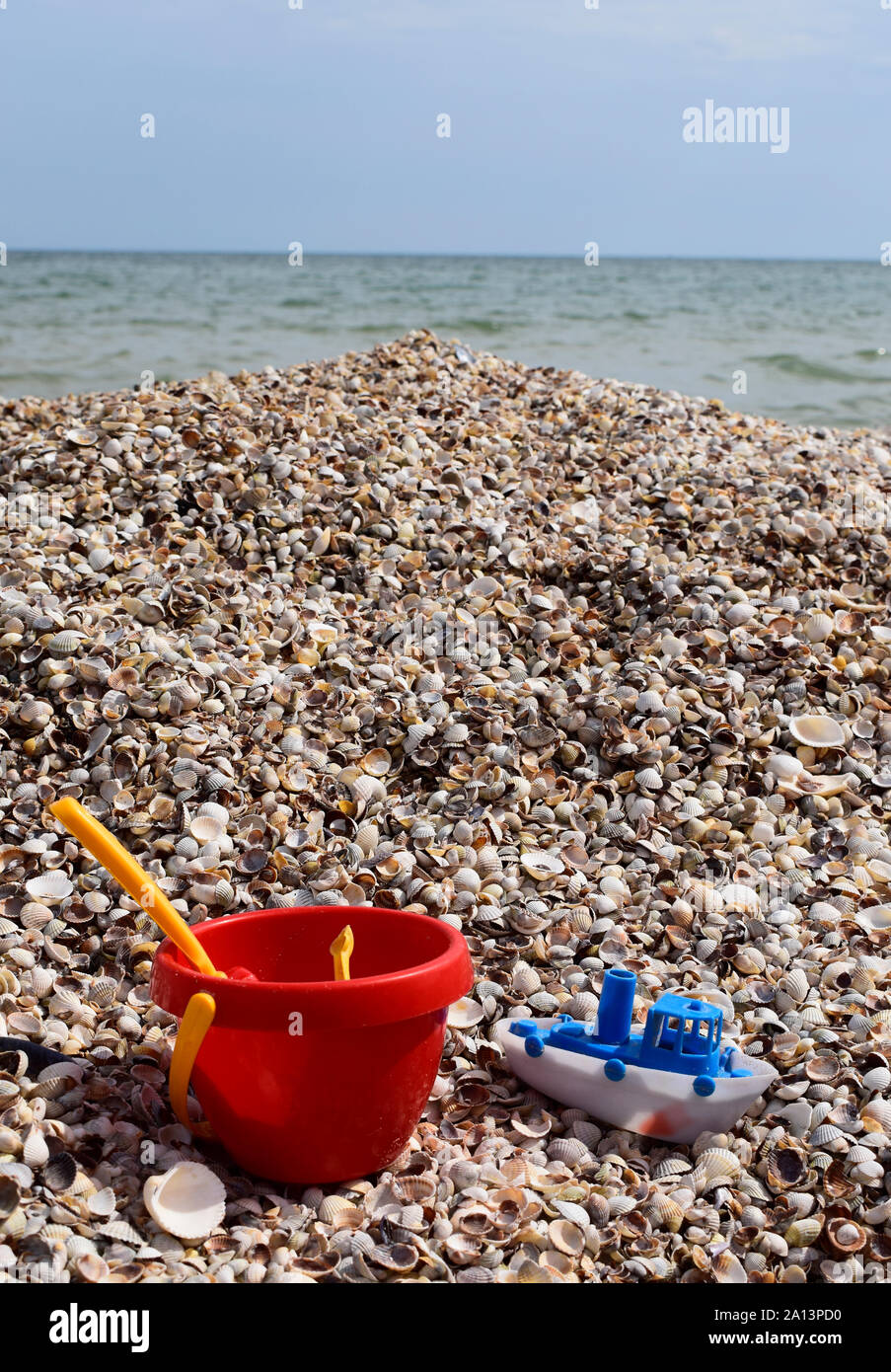 Eimer Mit Muscheln Stockfotos und -bilder Kaufen - Alamy