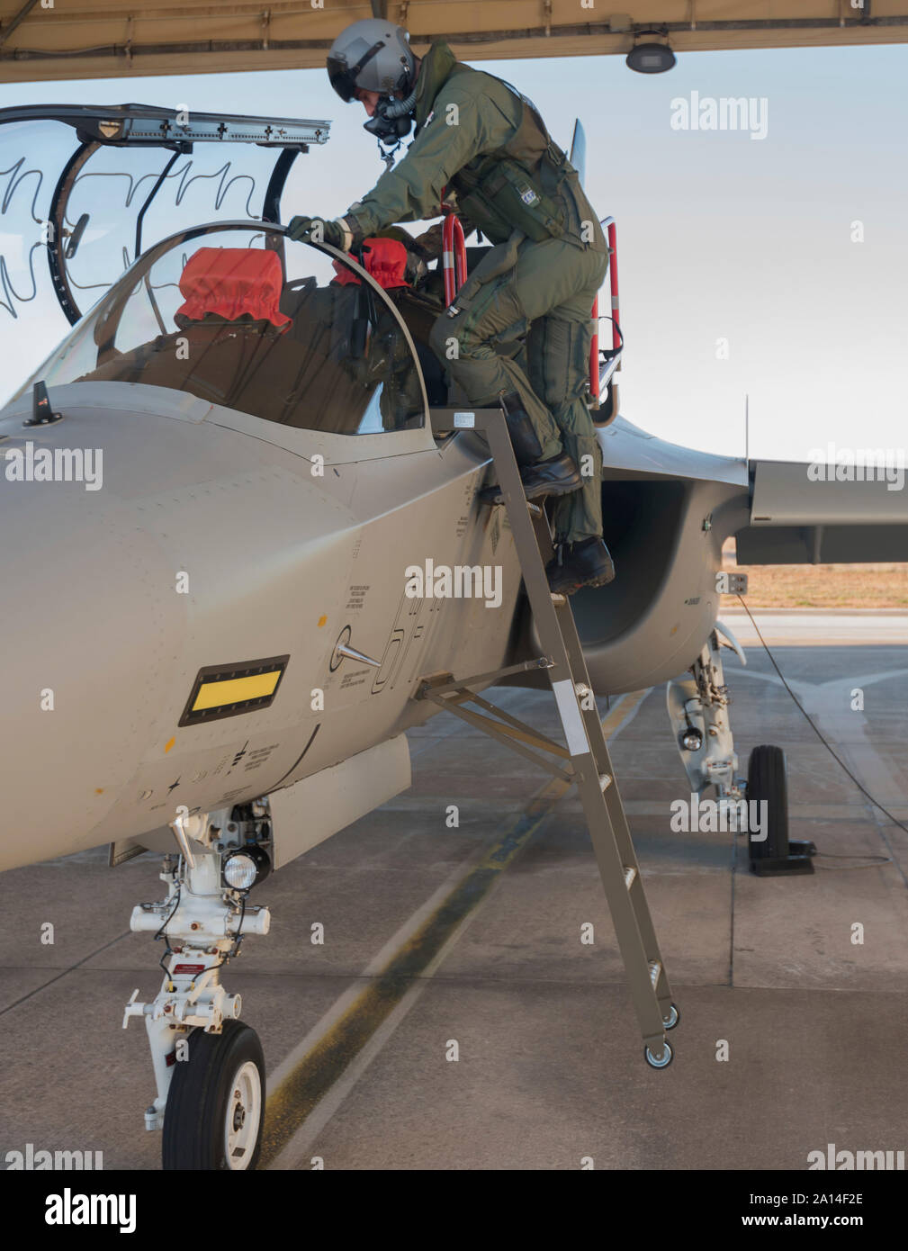 M 346 cockpit -Fotos und -Bildmaterial in hoher Auflösung – Alamy