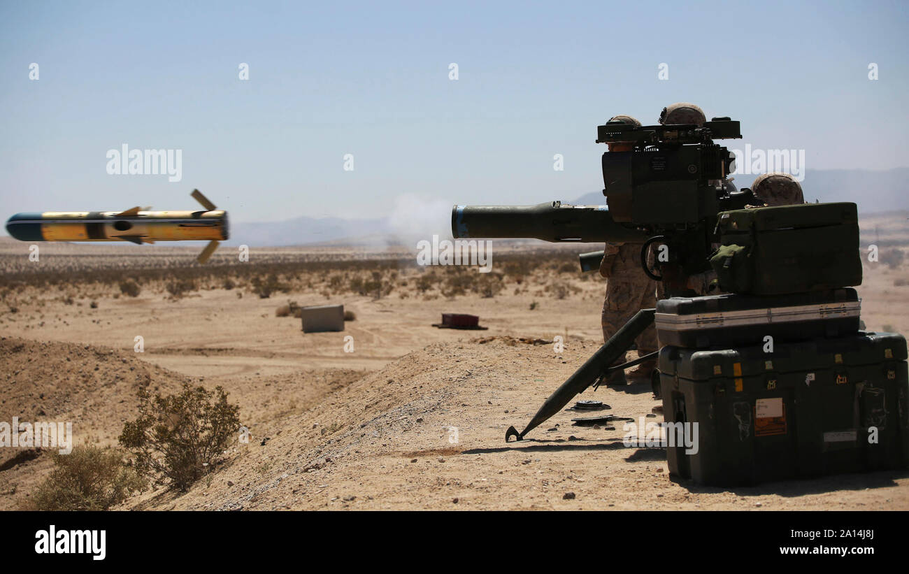 M41a4 saber missile launcher -Fotos und -Bildmaterial in hoher ...