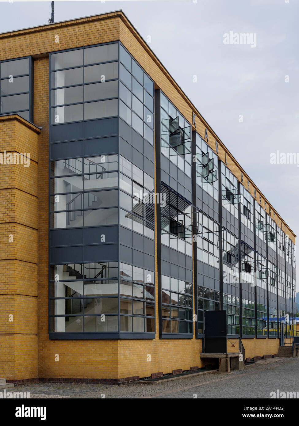 Walter gropius factory -Fotos und -Bildmaterial in hoher Auflösung ...