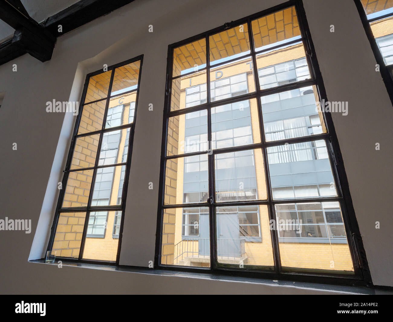 Fenster Fagus Werk, durch archtect Bauhaus Walter Gropius 1911 gebaut ...