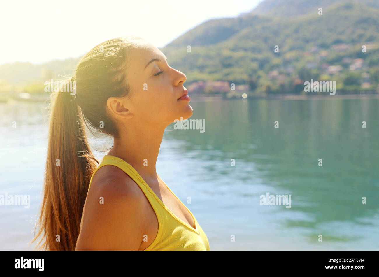 Tief atmen -Fotos und -Bildmaterial in hoher Auflösung – Alamy