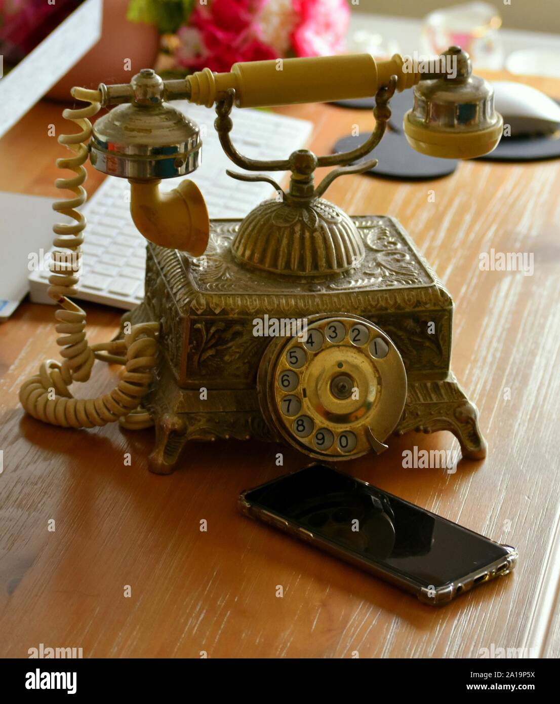 Handy geschichte -Fotos und -Bildmaterial in hoher Auflösung – Alamy