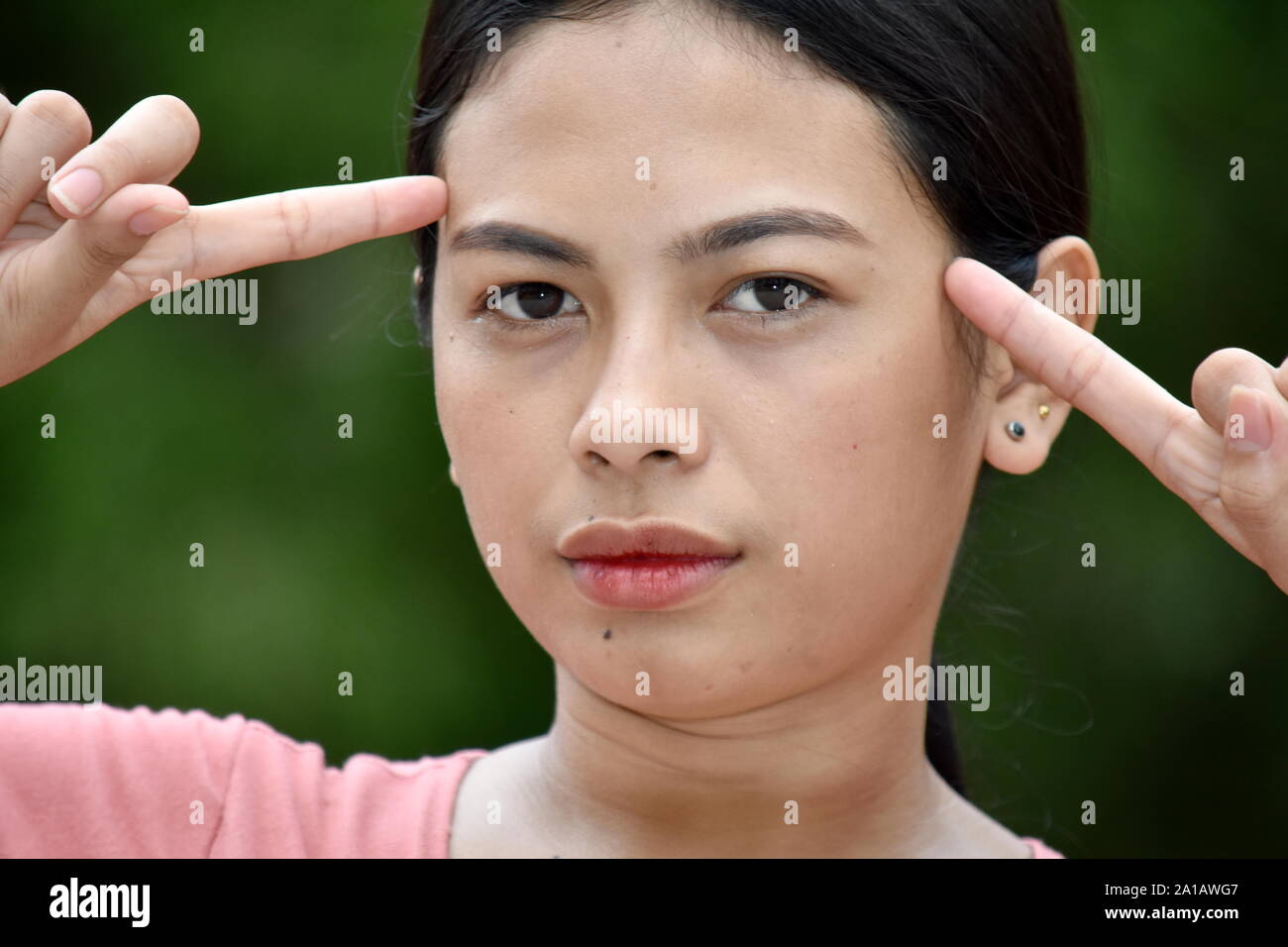 Dumme frauen -Fotos und -Bildmaterial in hoher Auflösung – Alamy