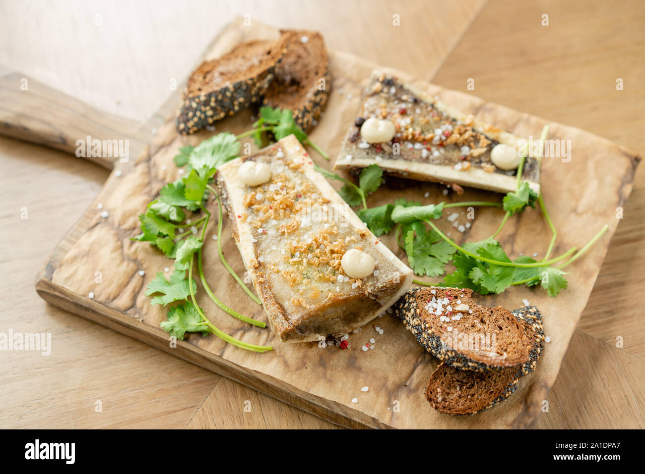 Knochenmark Essen Stockfotos und -bilder Kaufen - Alamy