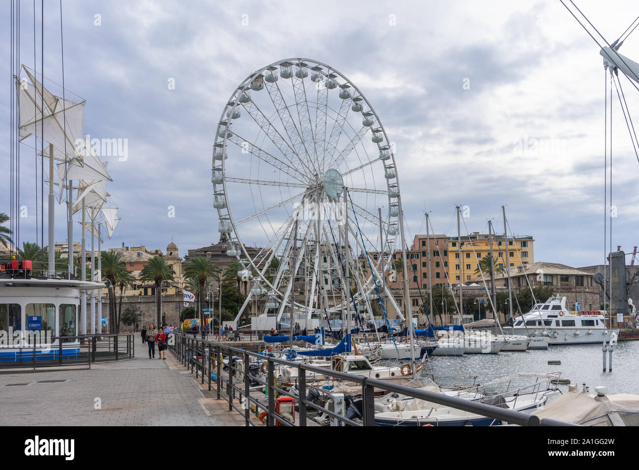 Riesenrad von Genua an der Piazzale Calata Gadda am Alten Hafen (Porto Antico) in Genua (Genua ...