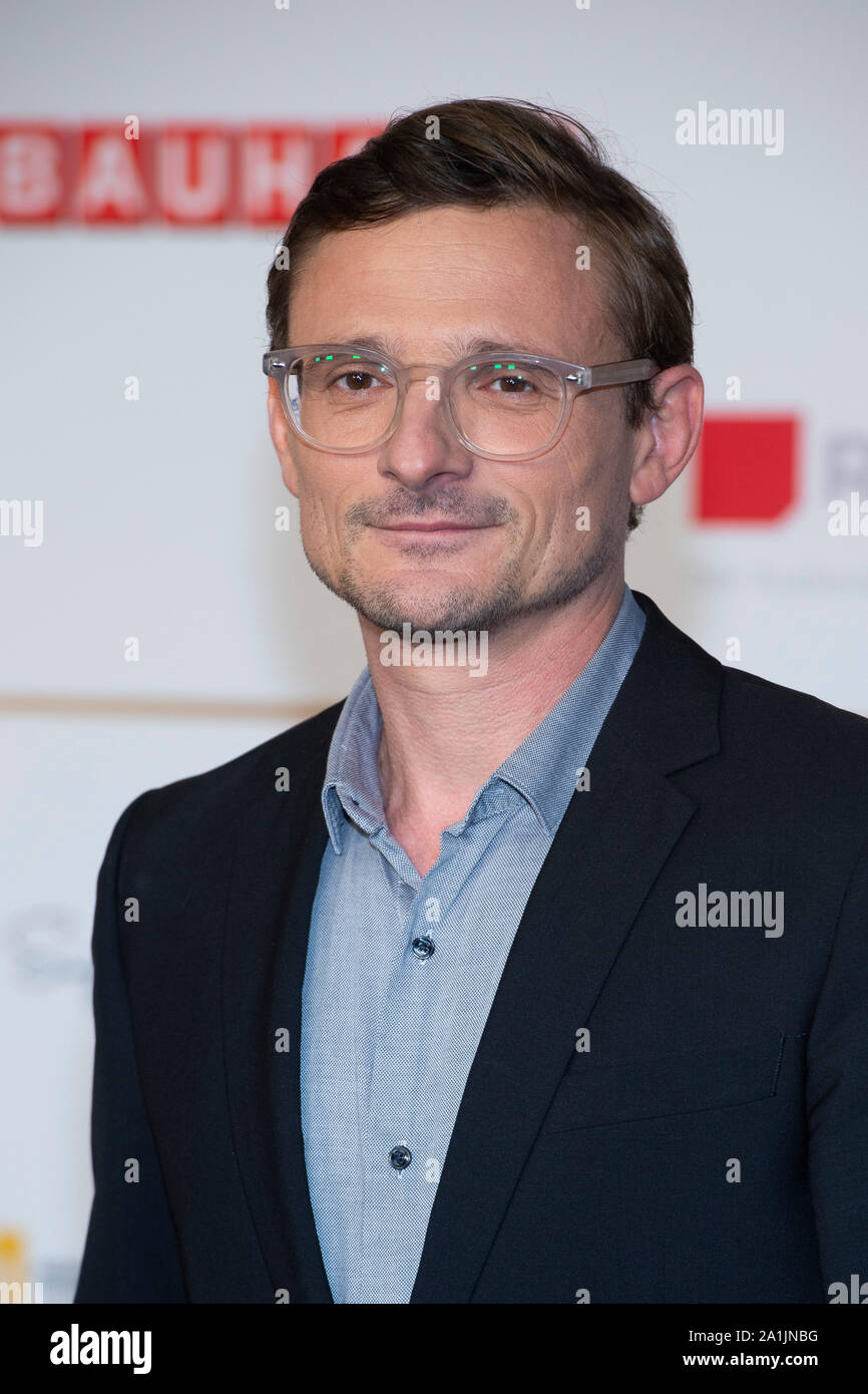 Florian lukas -Fotos und -Bildmaterial in hoher Auflösung - Seite 3 - Alamy