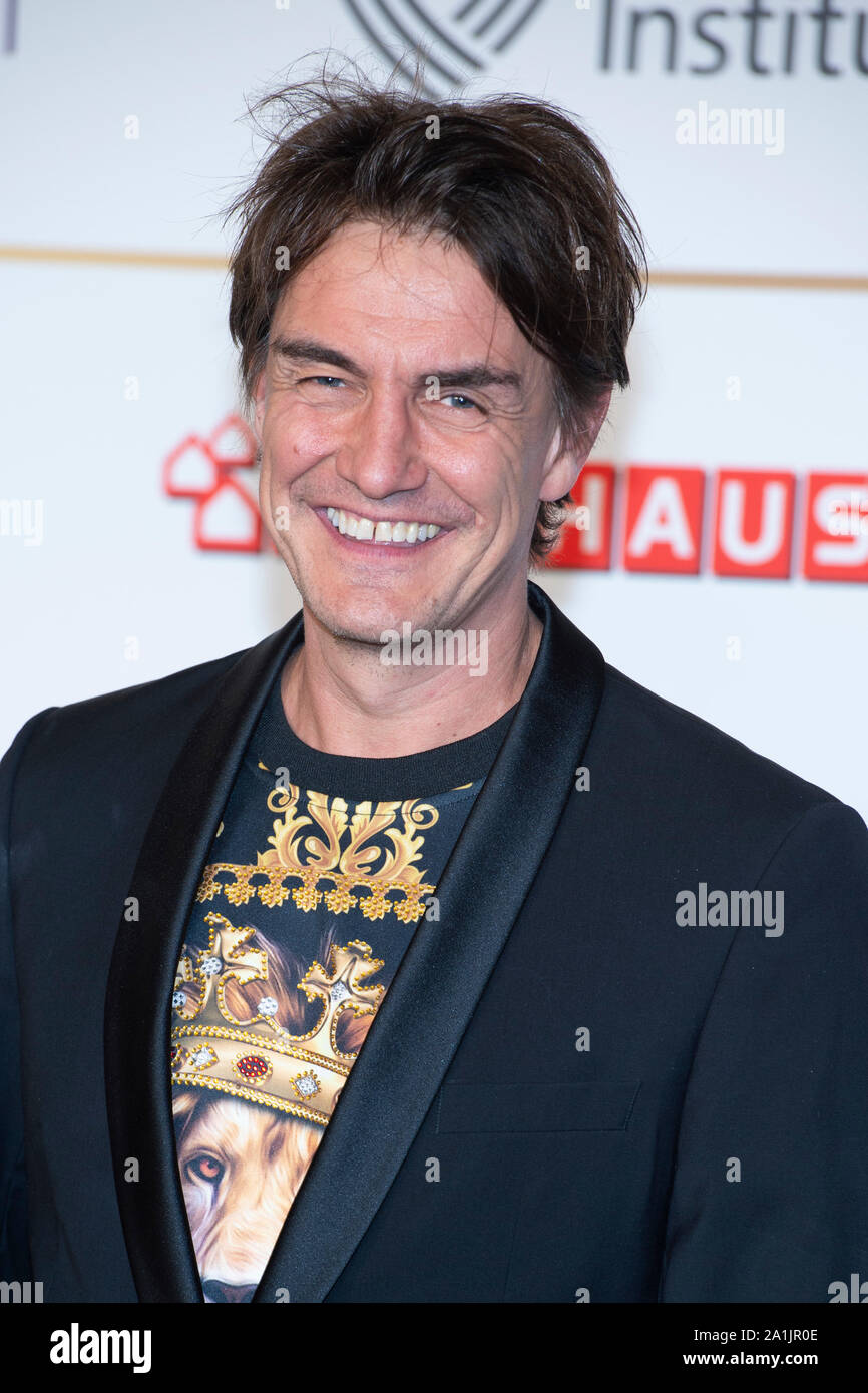 Matze knop preisverleihung -Fotos und -Bildmaterial in hoher Auflösung ...