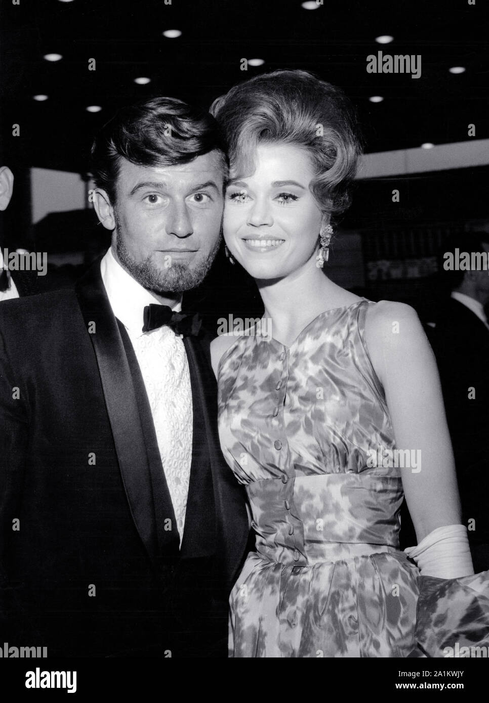 Jane Fonda und Roddy McDowall bei einer feierlichen Veranstaltung, ca ...