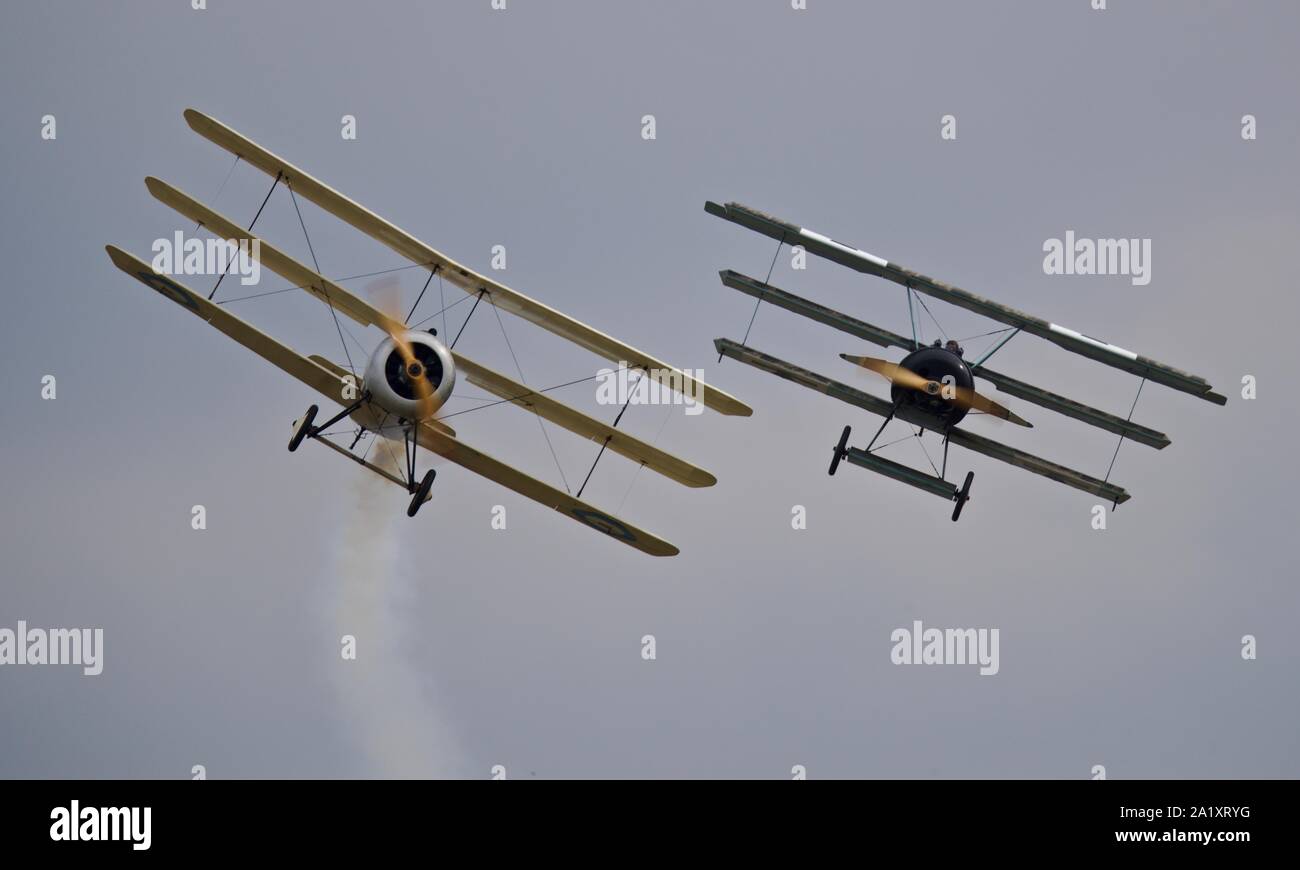 Große Krieg Display Team - Sopwith Dreidecker und Fokker Dr1 Dreidecker ...