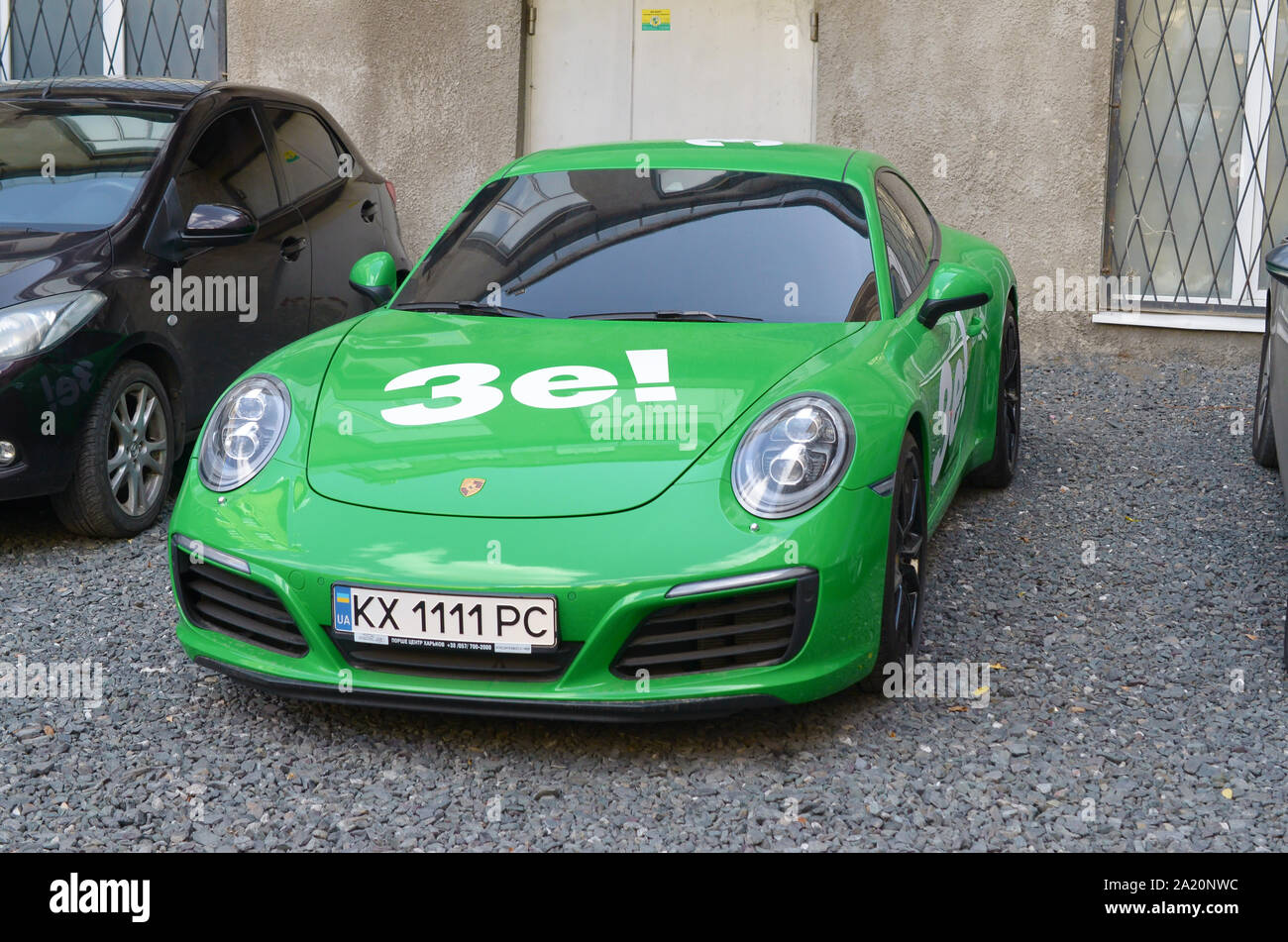 Porsche Carrera 4s Stockfotos und -bilder Kaufen - Alamy