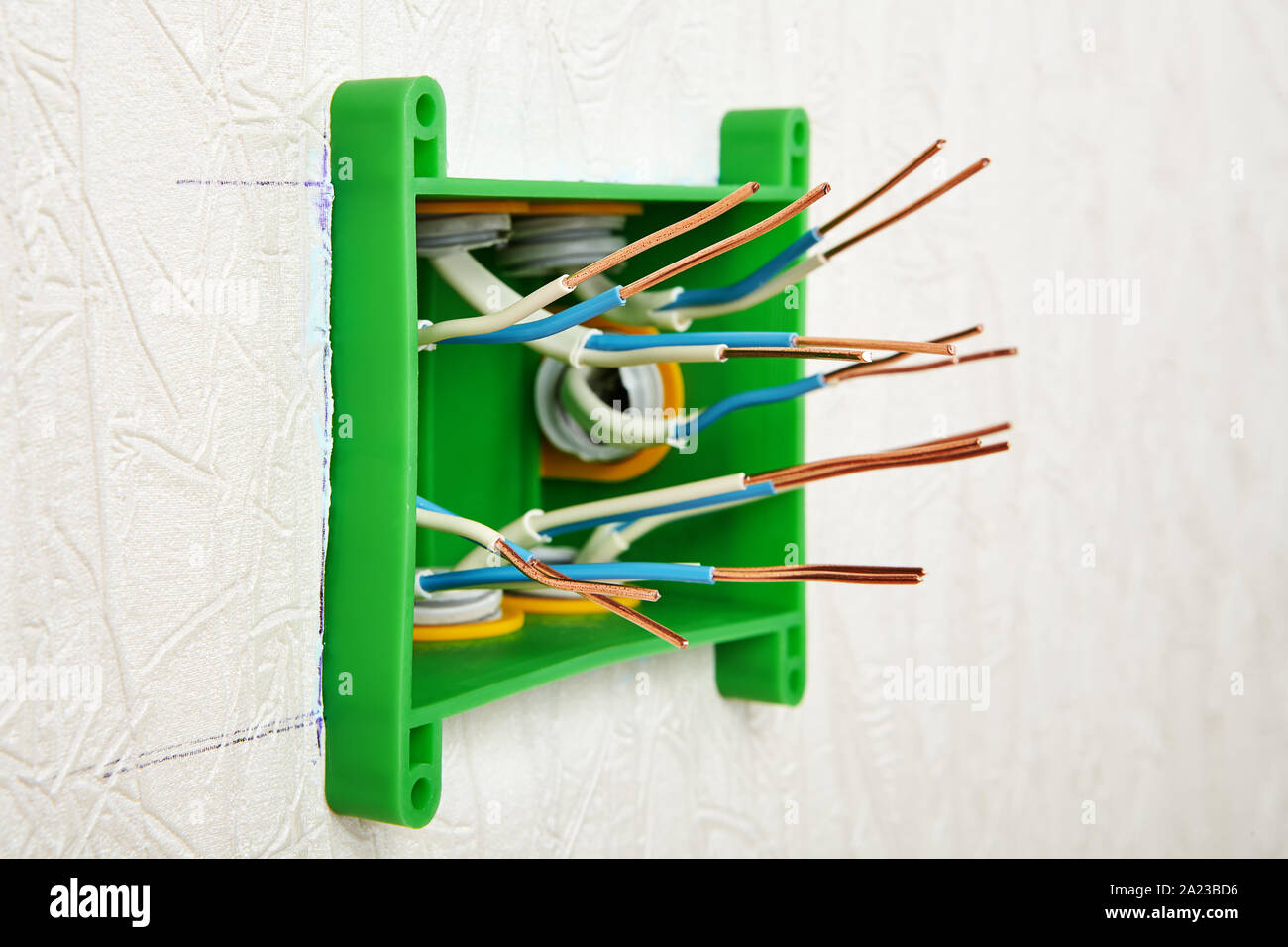 Elektrische anschlussdose -Fotos und -Bildmaterial in hoher Auflösung ...