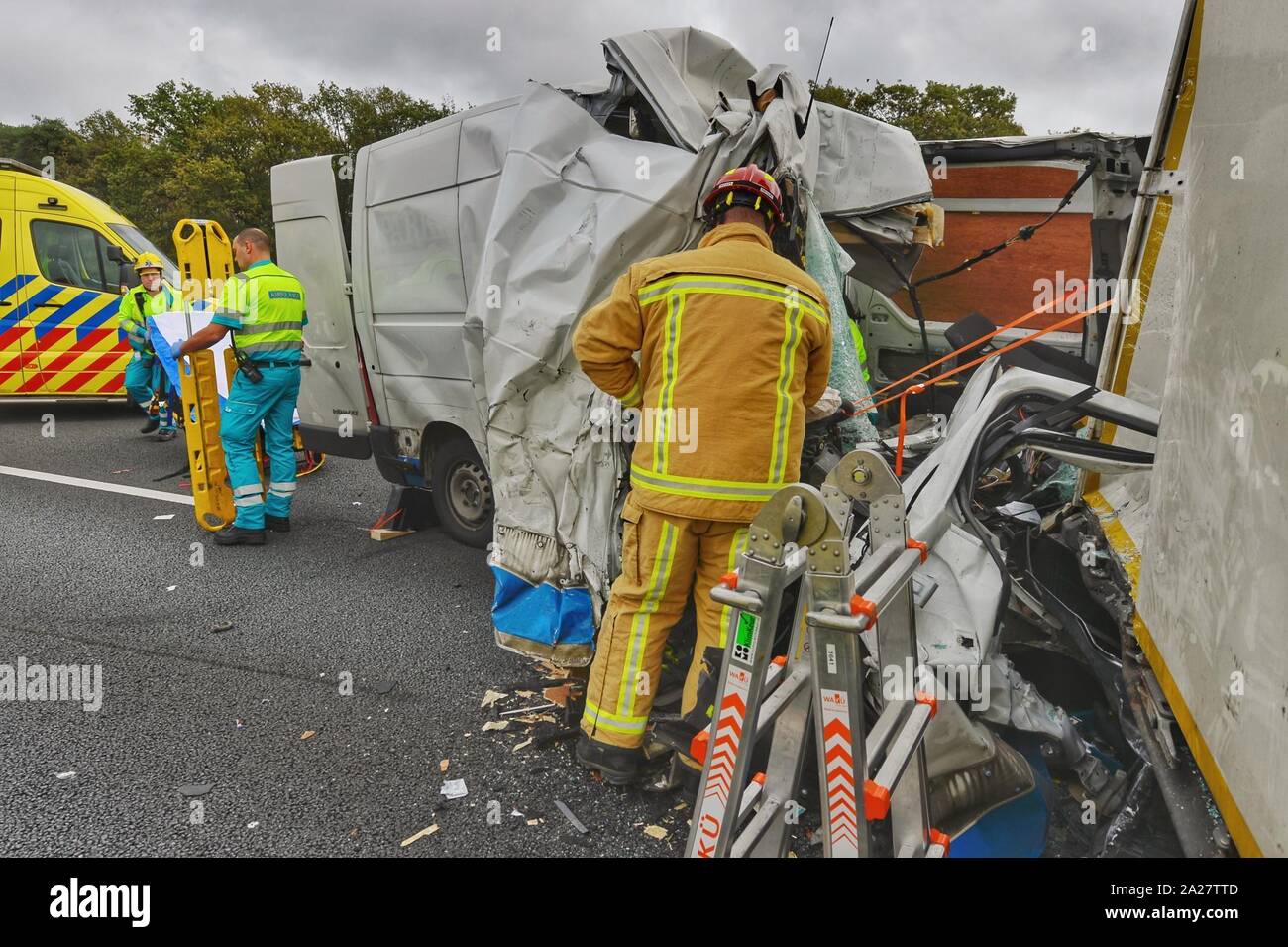 Todlicher Unfall Niederlande Heute