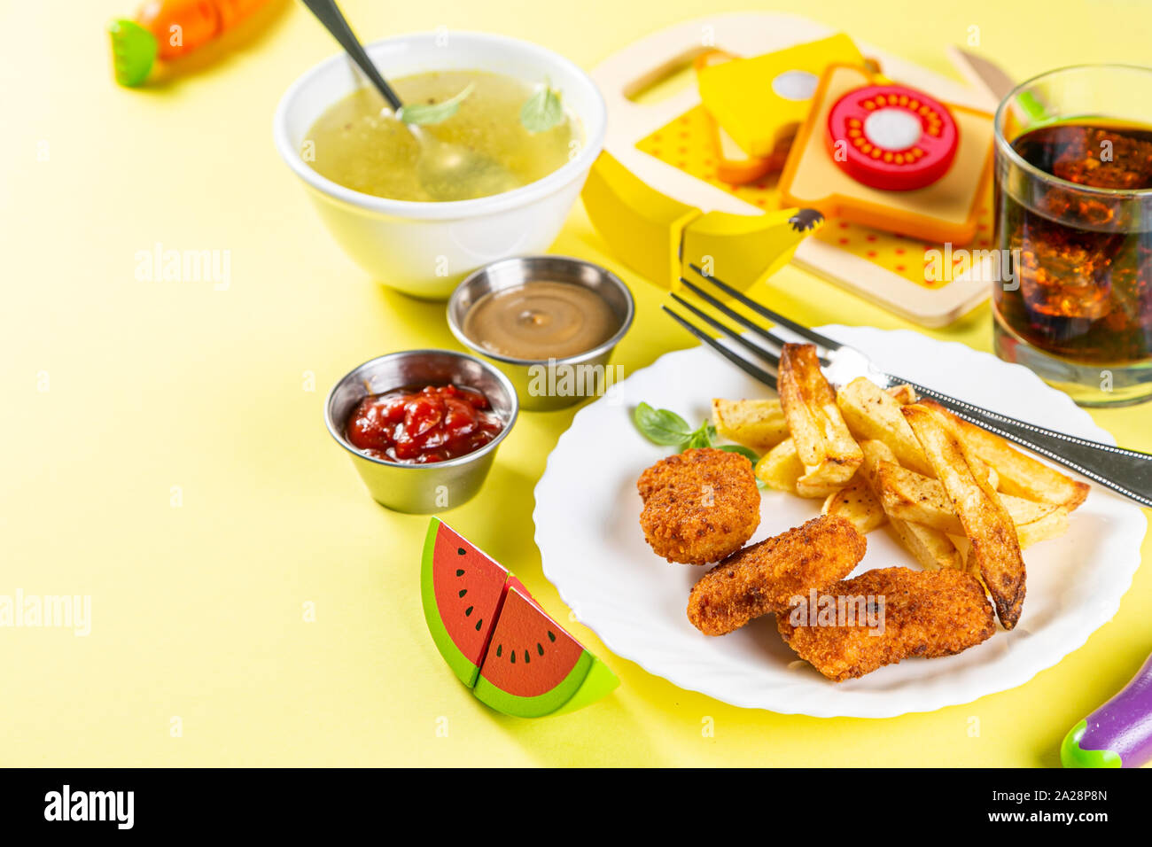 Kids menue -Fotos und -Bildmaterial in hoher Auflösung – Alamy