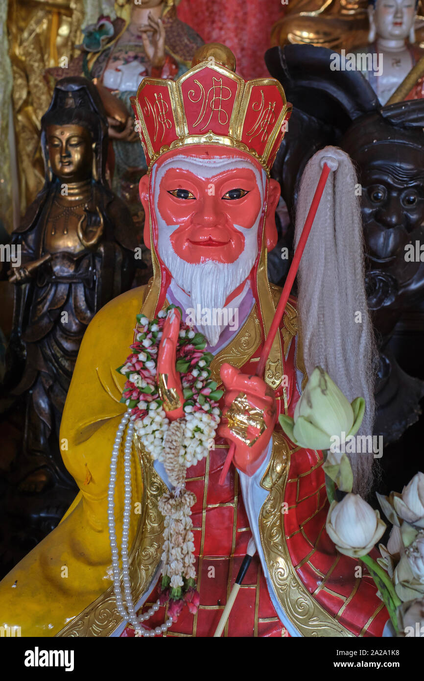 Sonne wukong statue Stockfotos und -bilder Kaufen - Alamy