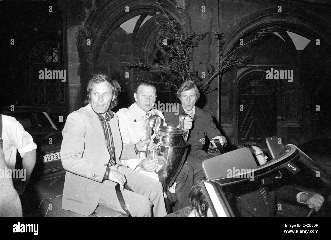 Franz roth fc bayern münchen -Fotos und -Bildmaterial in hoher ...