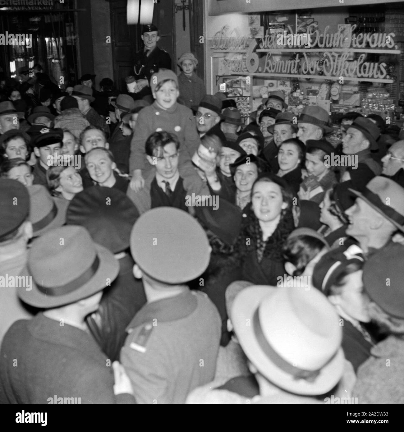 1930er jahre nazi propaganda -Fotos und -Bildmaterial in hoher ...