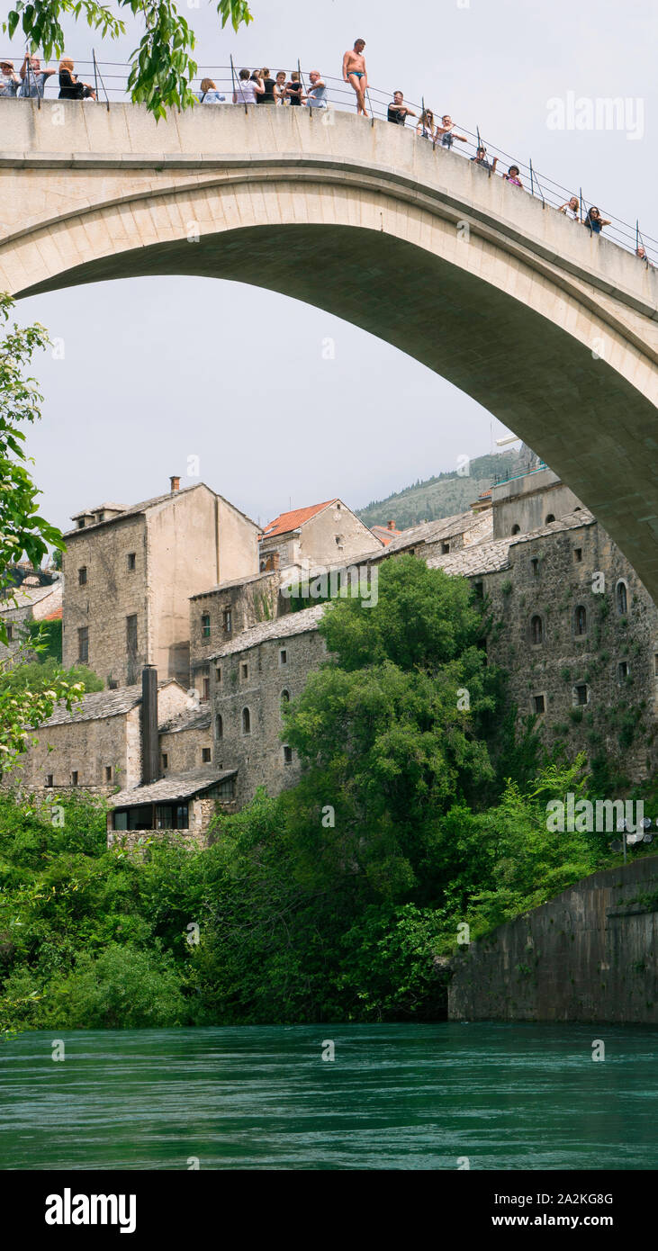 Mostar Bridge Destroyed Stockfotos und -bilder Kaufen - Alamy