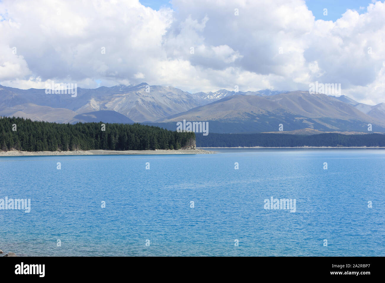 Deep blue see -Fotos und -Bildmaterial in hoher Auflösung – Alamy
