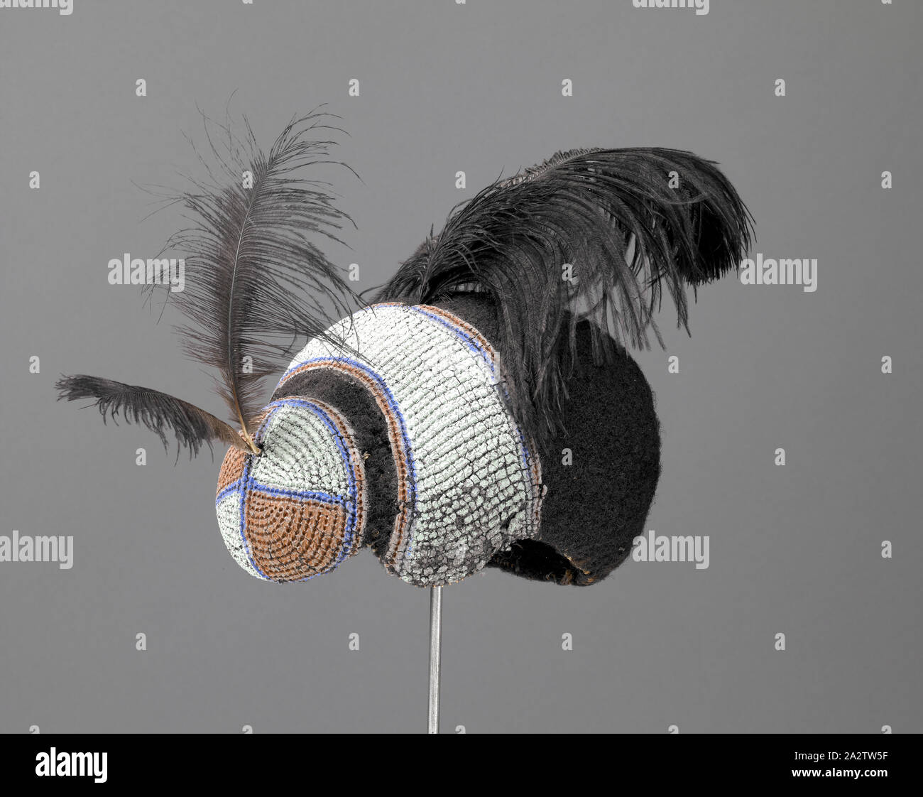 Federn im haar -Fotos und -Bildmaterial in hoher Auflösung – Alamy
